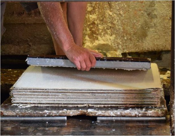 Making watercolour-paper as it was done in the Regency period | Regency ...