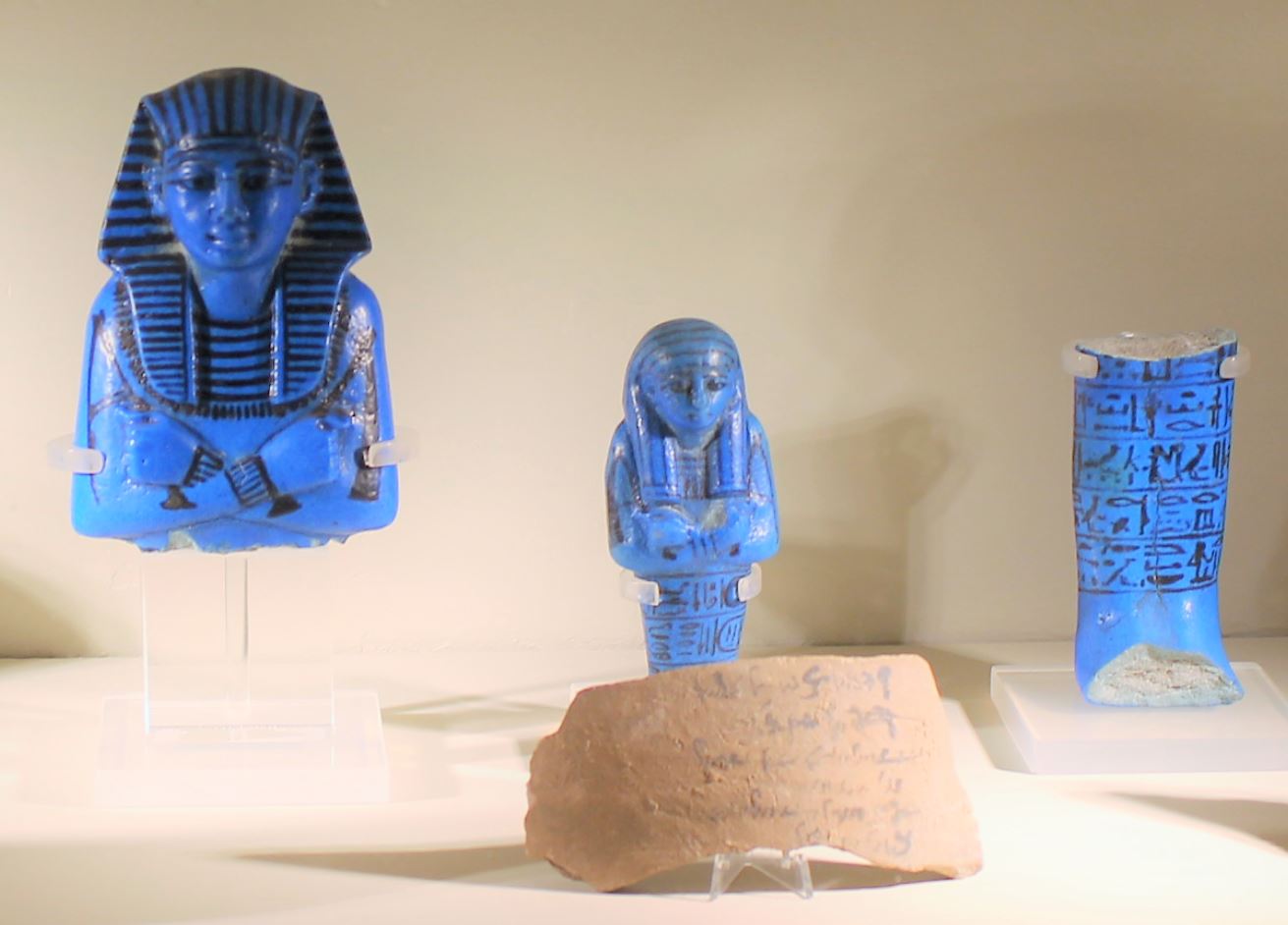 Shades of Blue: Discovering new colours in the 18th Century | Regency ...